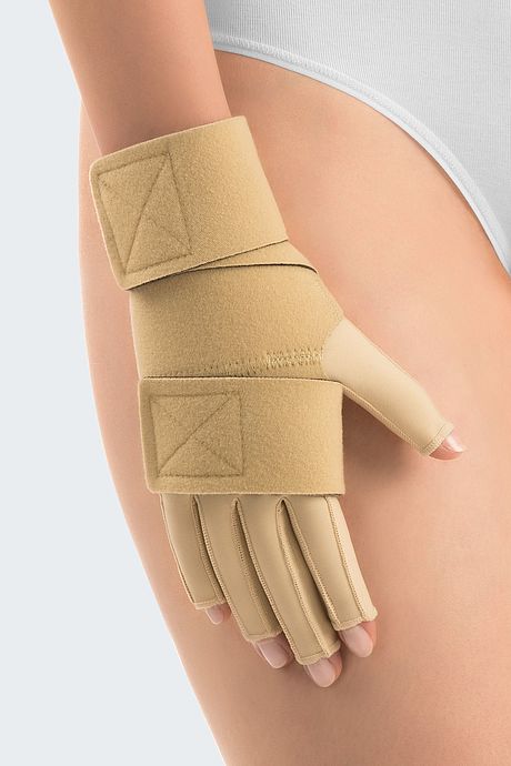 circaid® glove - Additional compression for the fingers